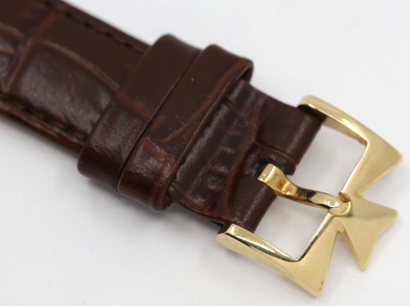 Vacheron Constantin Patrimony, 18ct Yellow Gold, Silver Guilloche Dial ...