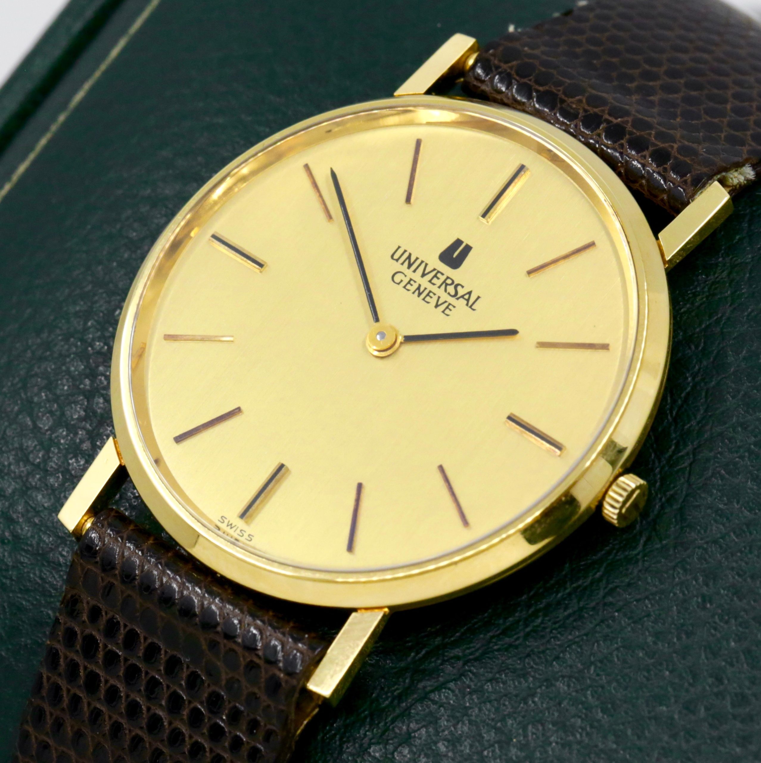 Universal Geneve 18k 0.750 yellow gold dress watch, manual winding ...